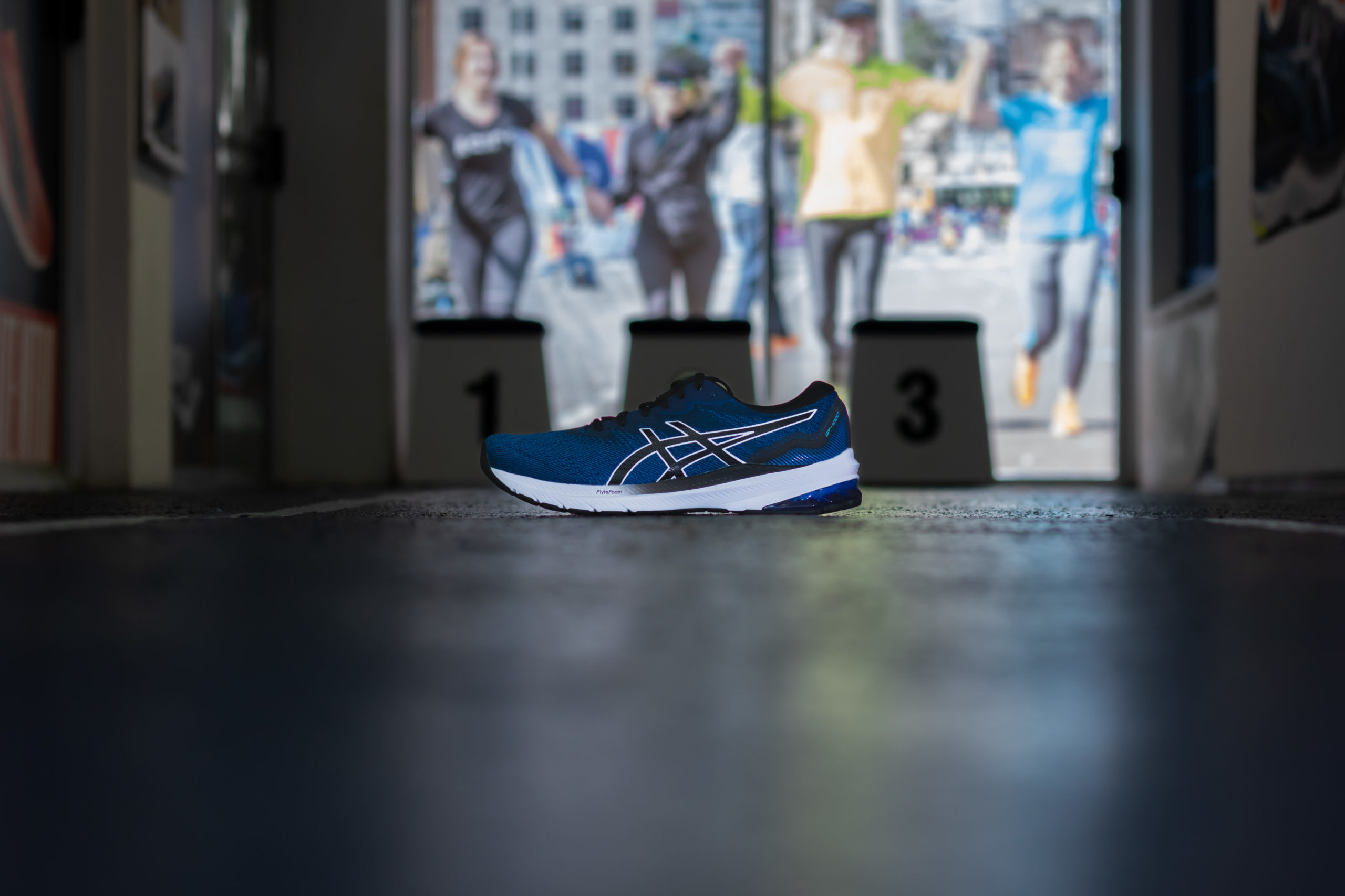 Asics GT-1000 V11 Mens Lake Drive/Black - Run-A-Way Sport